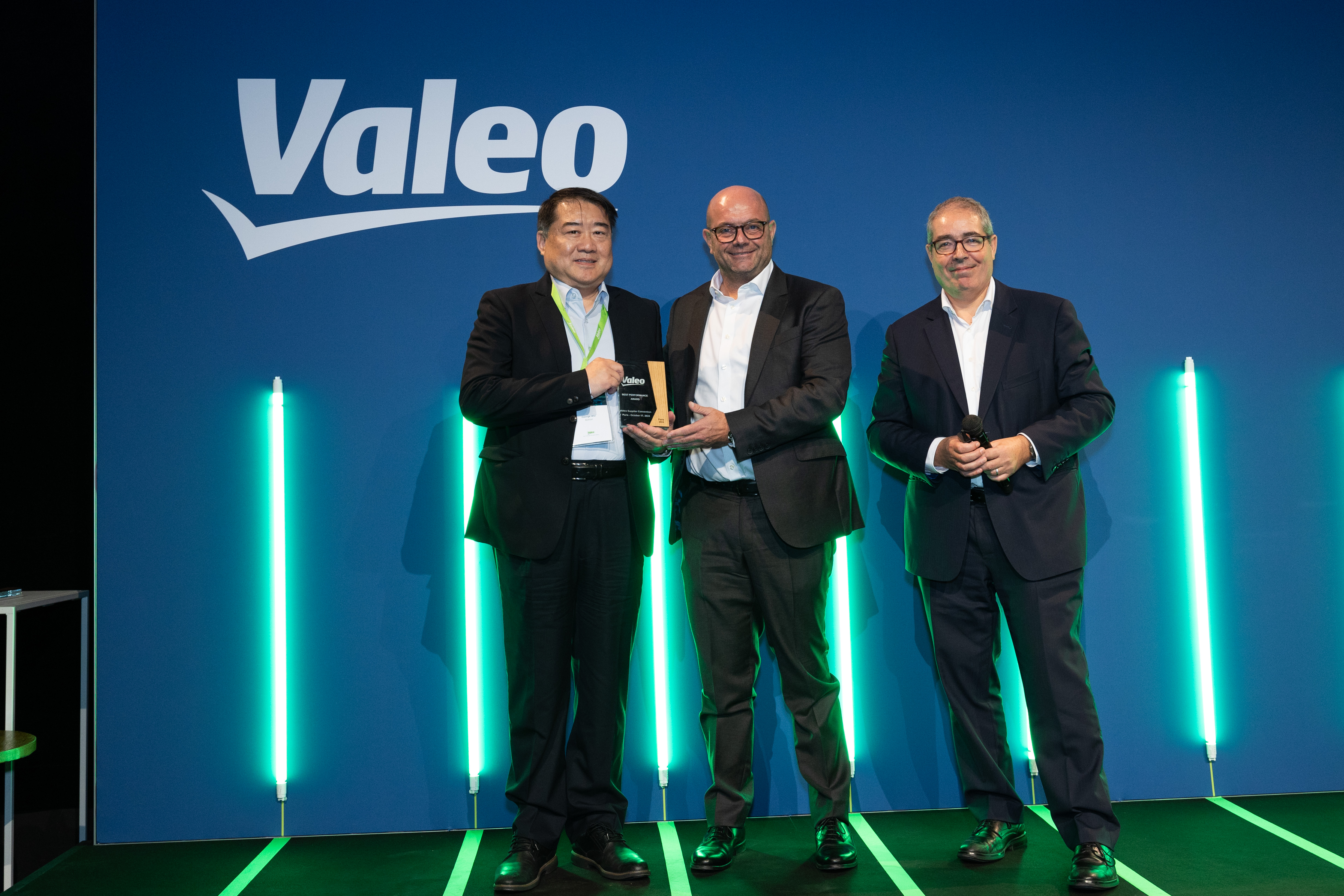 榮獲法雷奧(Valeo) Best Performance Award